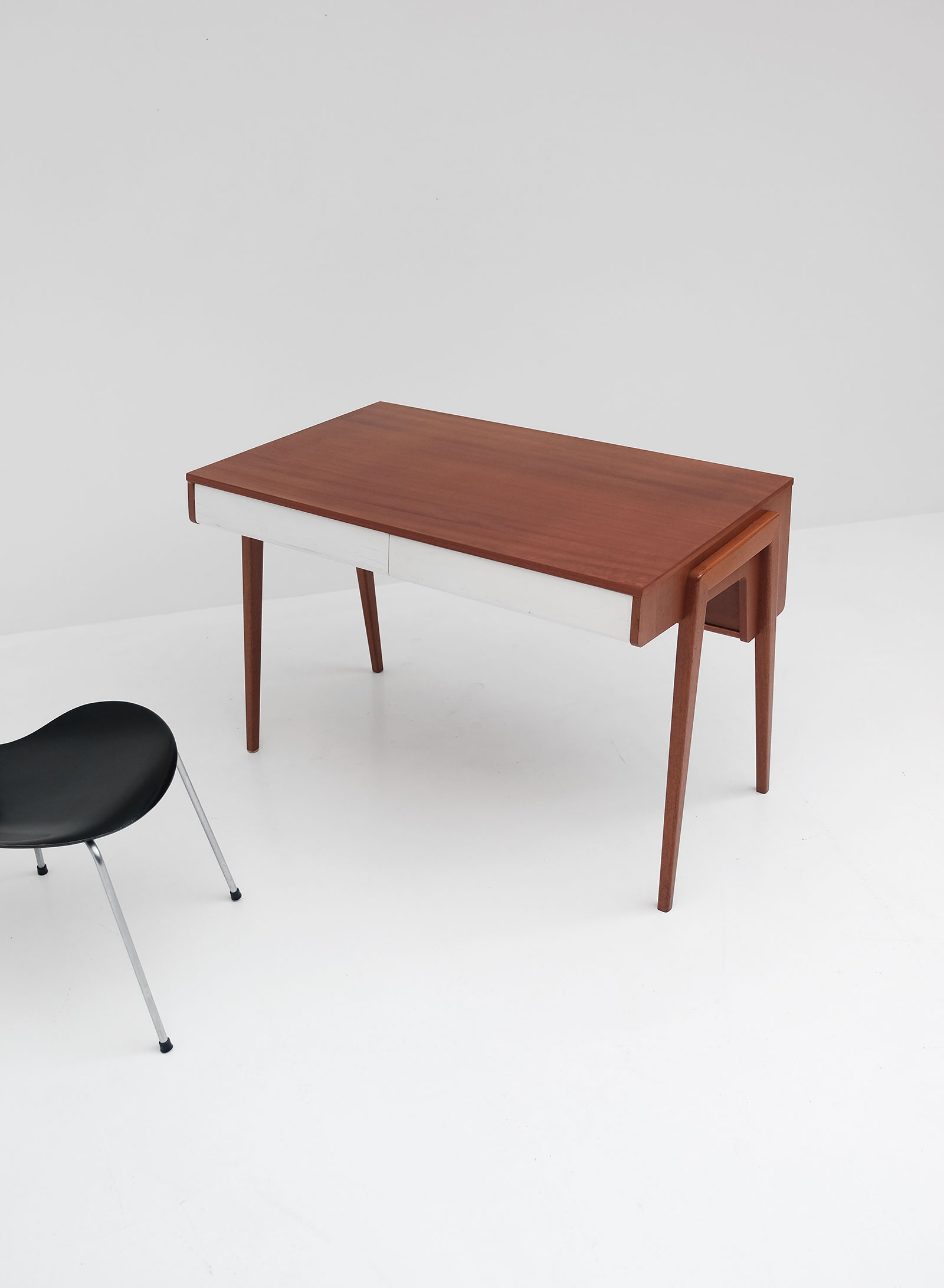 City Furniture | Elegant 1950s Desk
